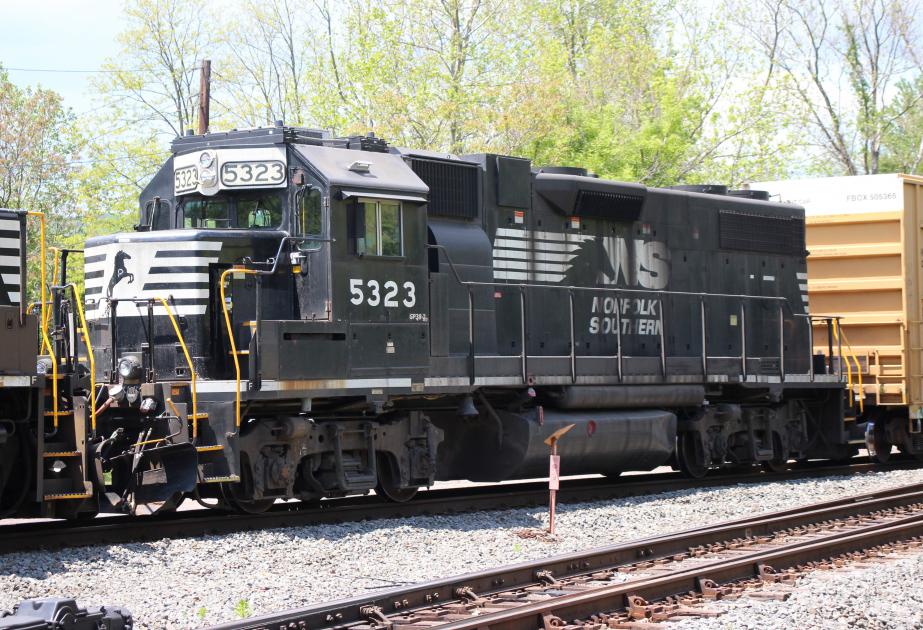 NS 5323 (CR 8149) | Conrail Photo Archive